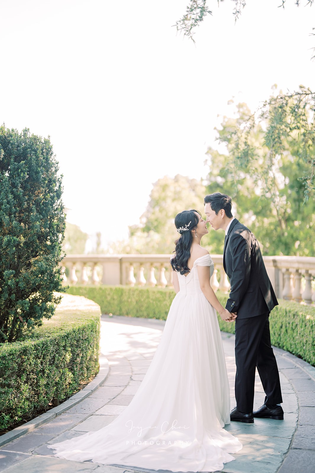 An Unforgettable Greystone Mansion Engagement Session: Love Amidst ...