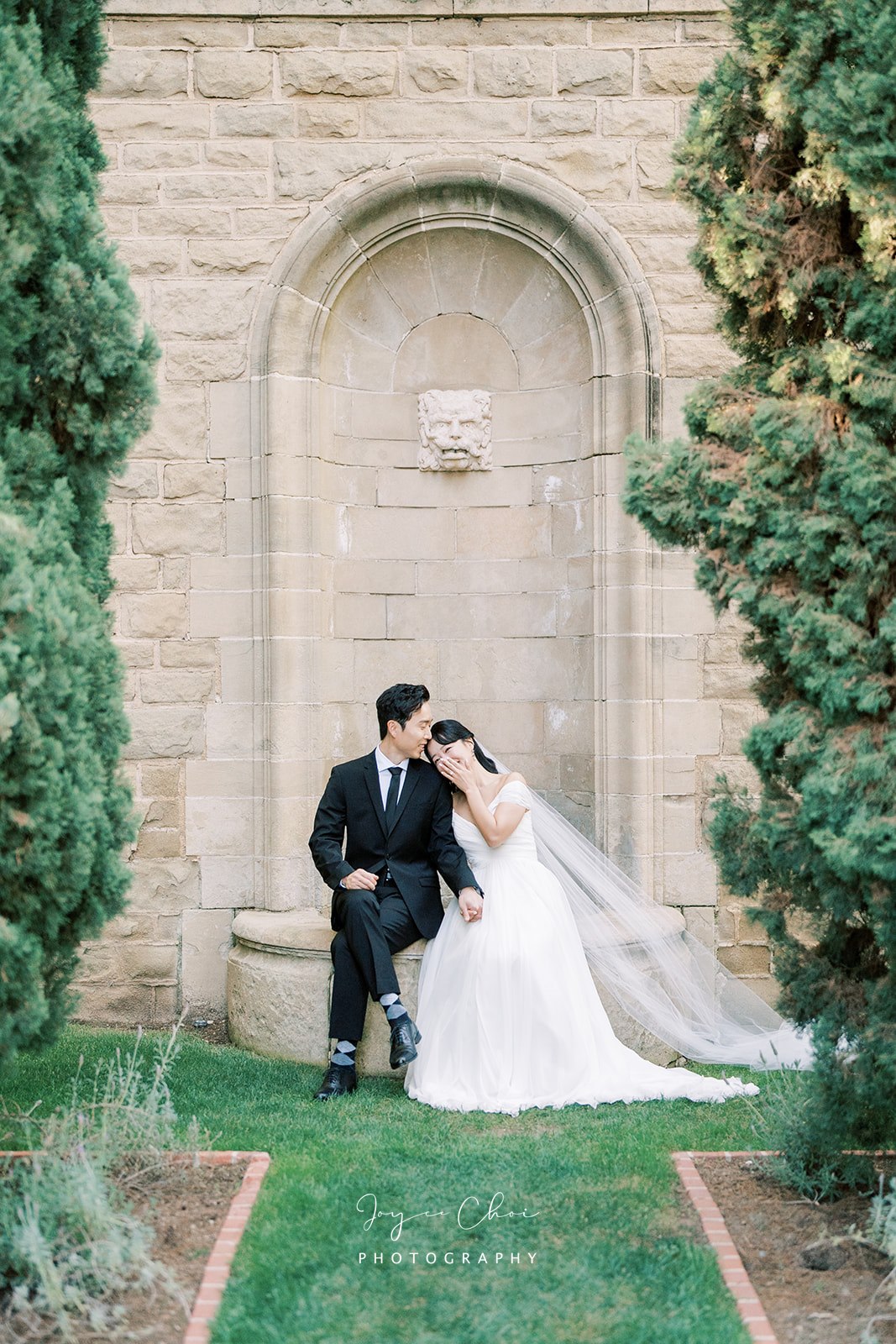 An Unforgettable Greystone Mansion Engagement Session: Love Amidst ...
